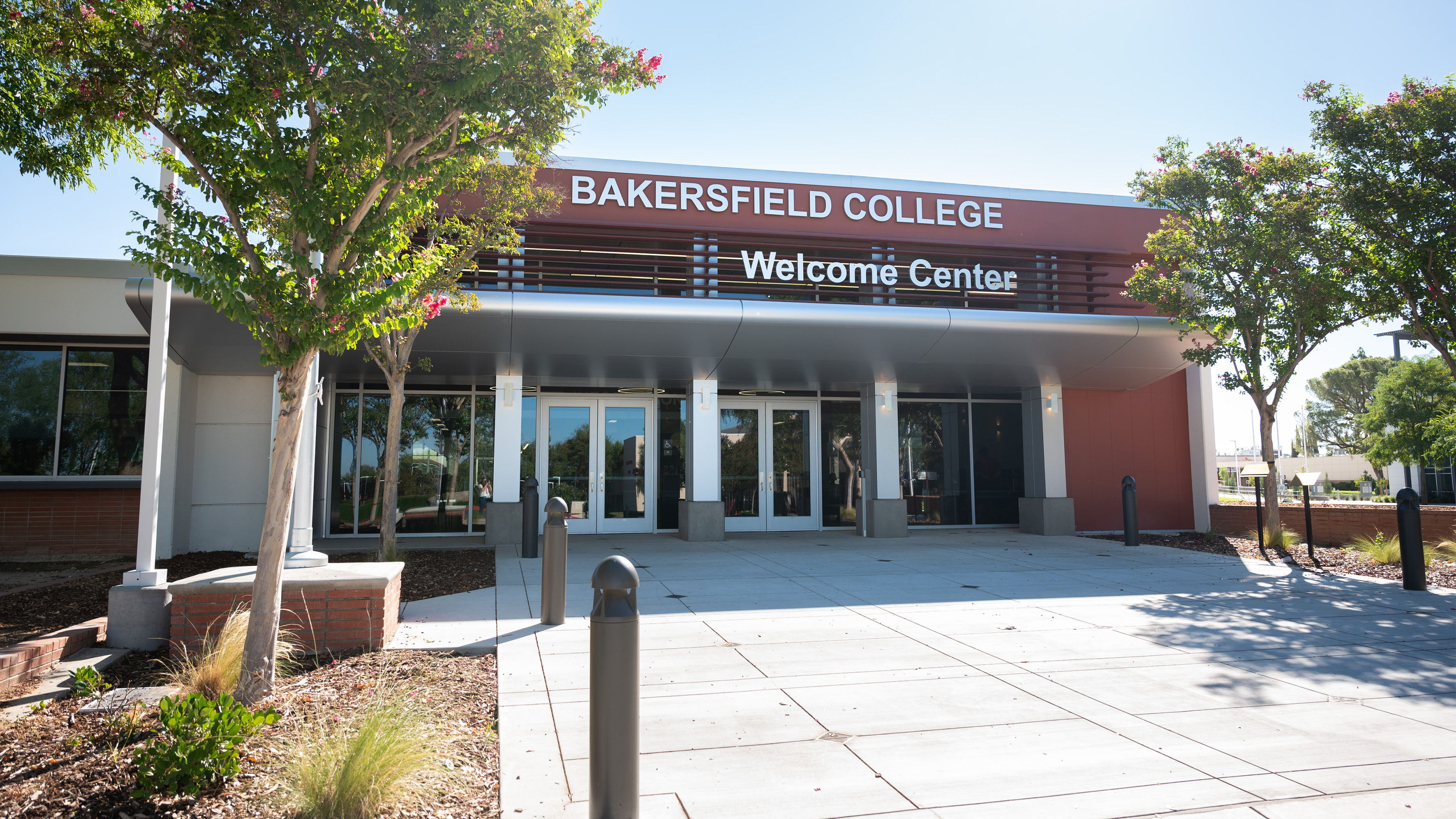 Modern Campus Maps & Virtual Tours